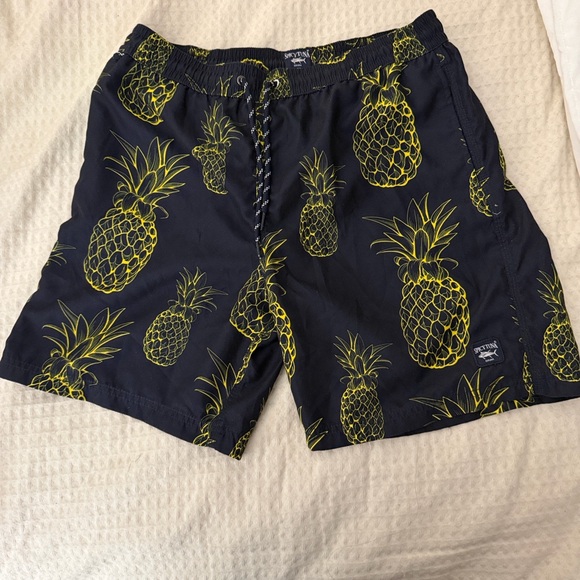 Spicy Tuna | Swim | Spicy Tuna Tropical Pineapple Print Mens Swim ...
